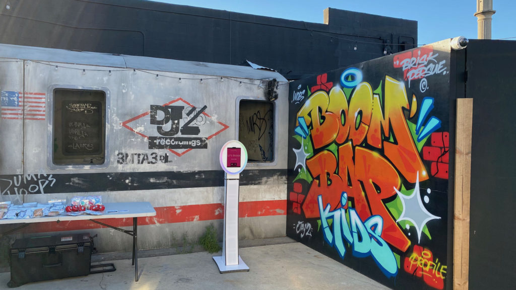 Curve Booth Duo - Coachella Party