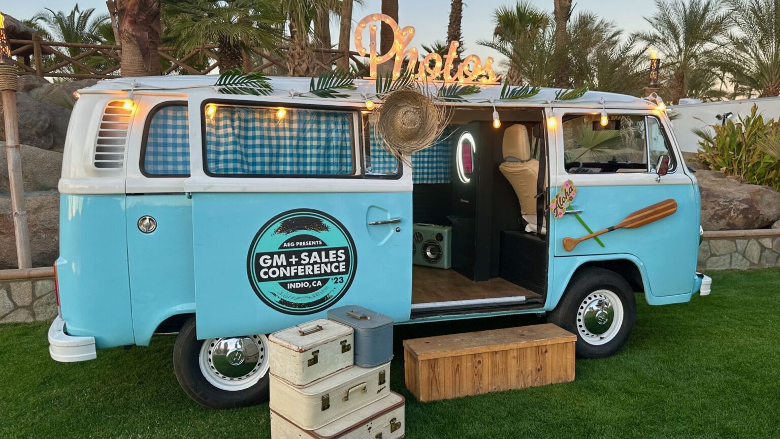 Callie Vintage and Vignette: Step Into Our Photo Booth!